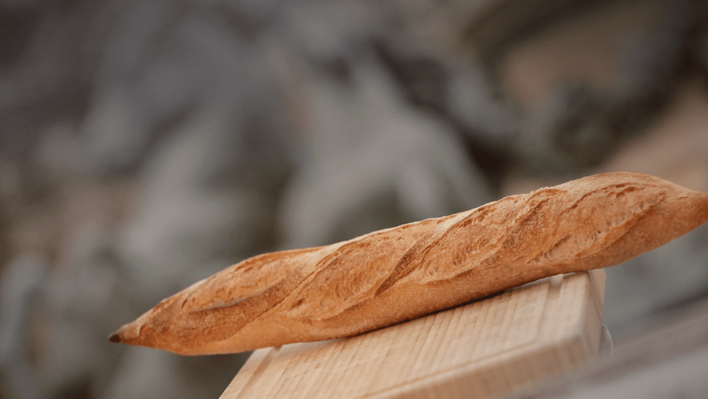 Éric Kayser vous explique comment faire votre levain dur maison ...