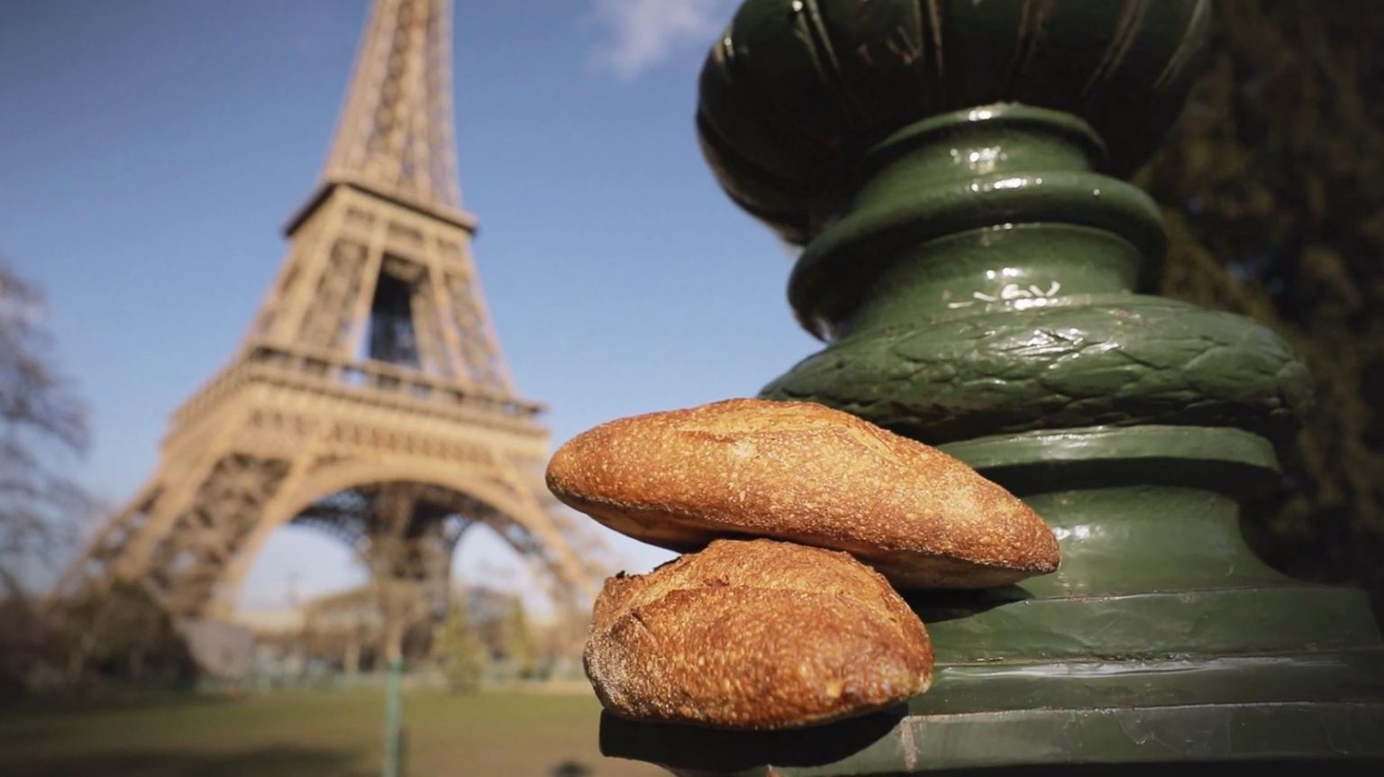 Recipe for traditional French bread: La Baguette d'Éric Kayser - Maison ...